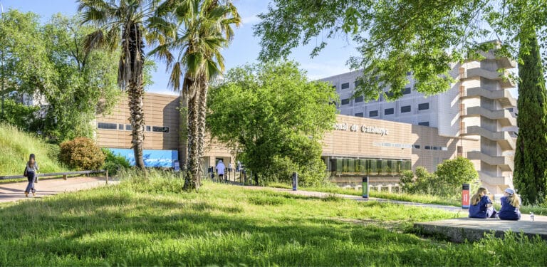 UIC Barcelona in Spain : Reviews & Rankings | Student Reviews ...