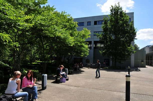 Université Lille 2 Droit et Santé in France : Reviews & Rankings ...